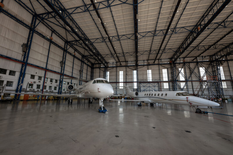 Aircraft maintenance & parking facilities Gallery - Fireblade Aviation ...